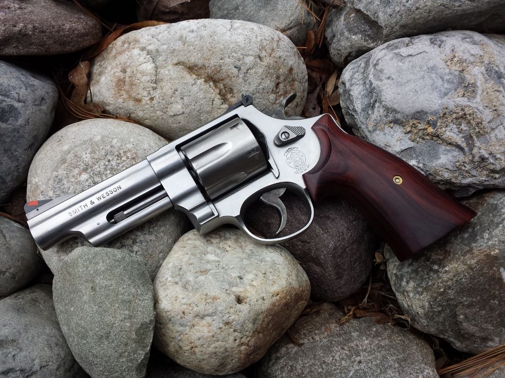 N-Frame Smiths & Ahrends Grips | Single-Actions